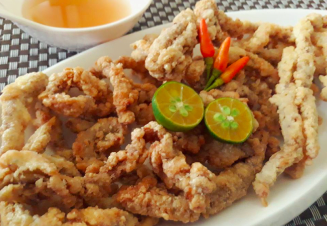 Crispy Fried Isaw Recipe - Chibog Mates